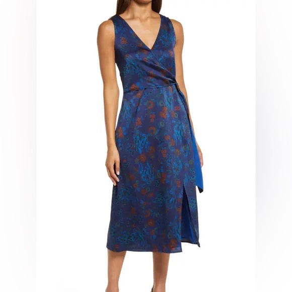 Halogen | Dresses | Nwt Halogen Moody Blooms Satin Sleeveless Midi ...